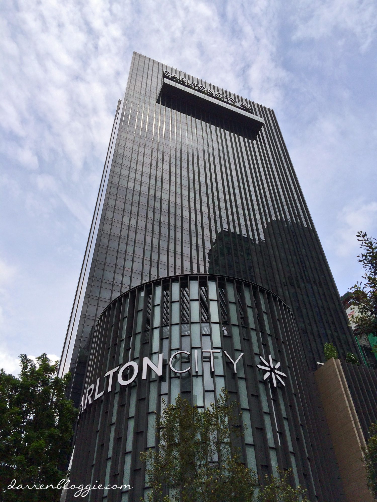 Staycation at Carlton City Hotel | Darren Bloggie - Singapore Lifestyle ...