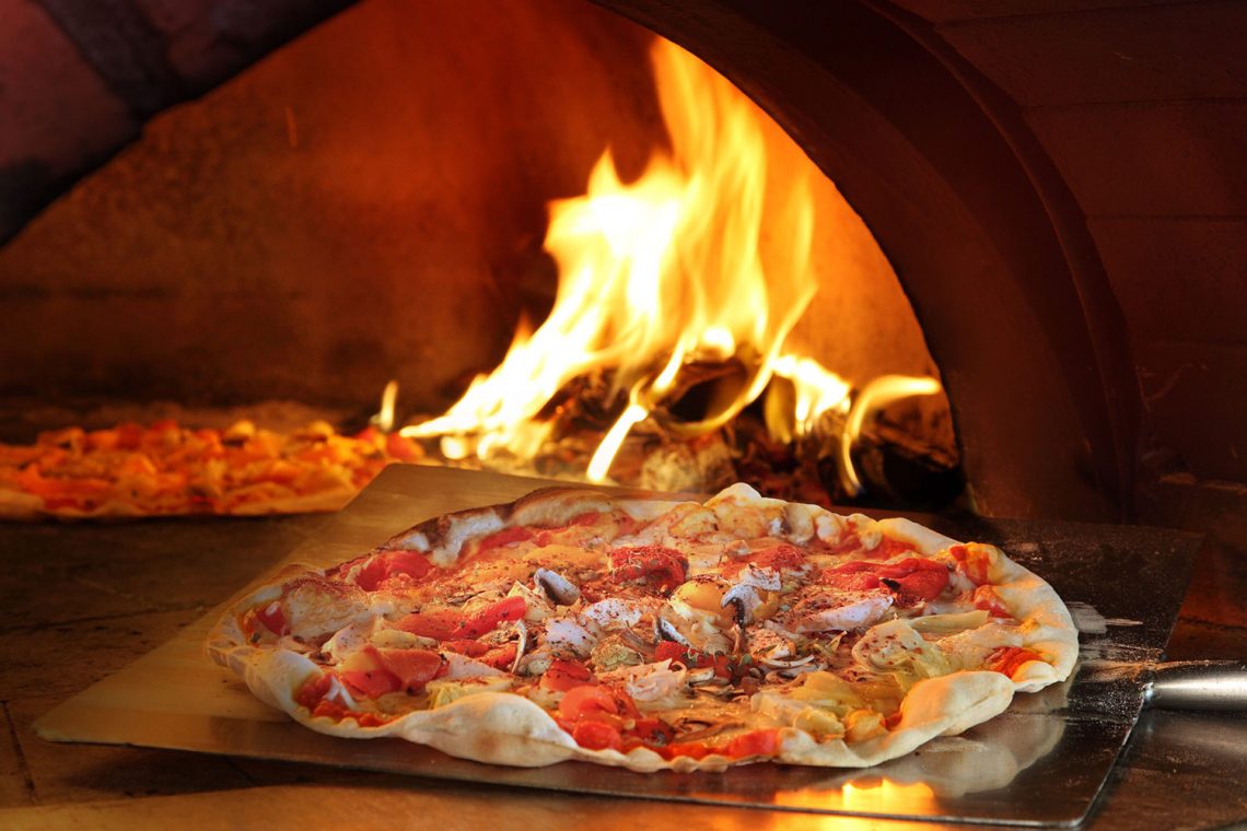 Trapizza Unveils a NEW Look on Siloso Beach | Darren Bloggie ...