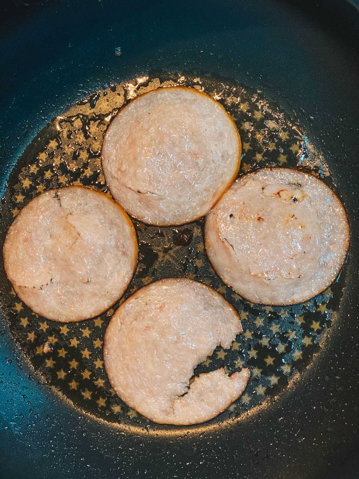 Home-Cooking: 台式葱油饼 Taiwan Cong You Bing with Egg and Ham | Darren ...