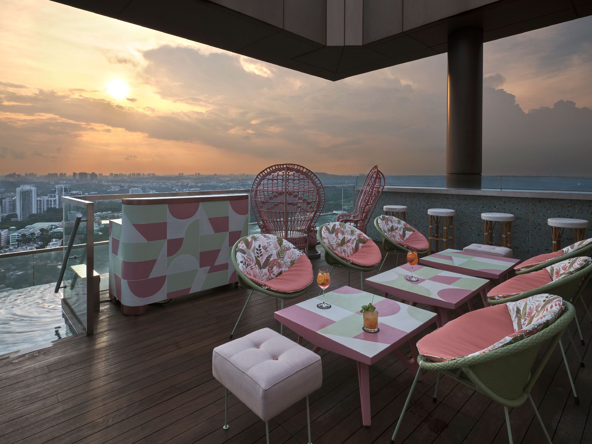 Palm Spring-inspired Paradise at Las Palmas at Courtyard by Marriott ...